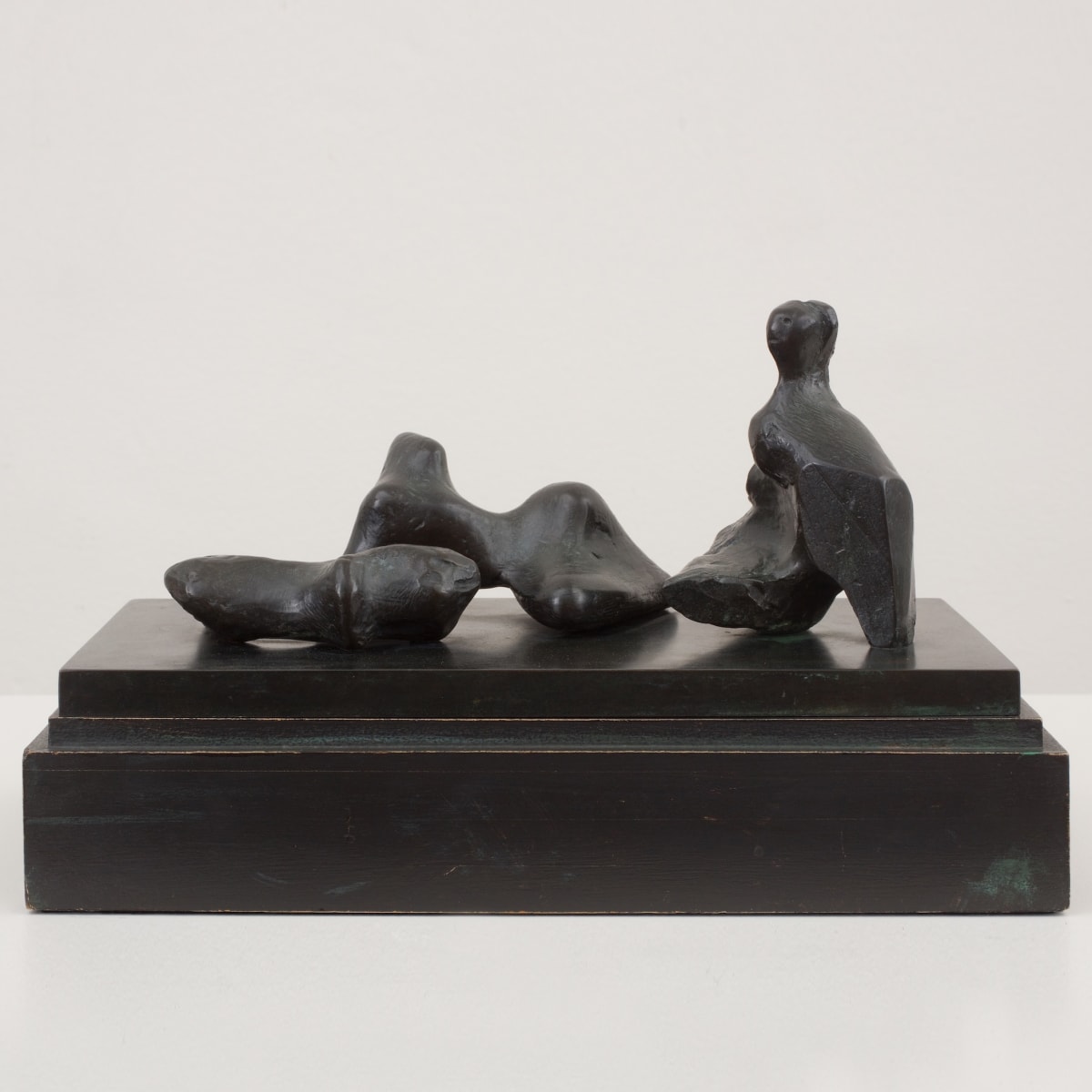 reclining figures