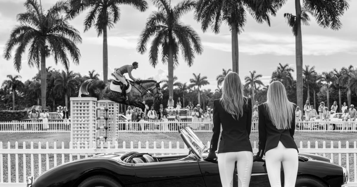 David Yarrow | Iconic Car Scenes | Gib Singleton Gallery