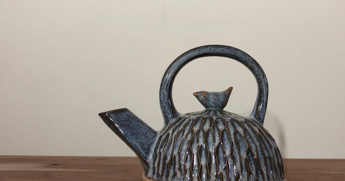 Lois Carson, Teapot | GALLERY HEINZEL