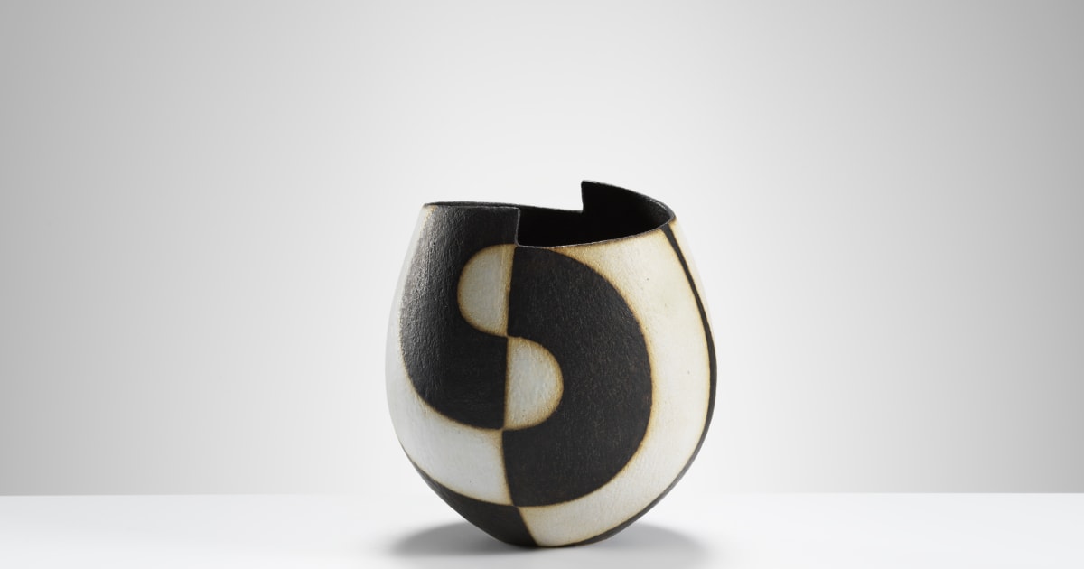 John Ward / 1938 - 2023 | Oxford Ceramics Gallery