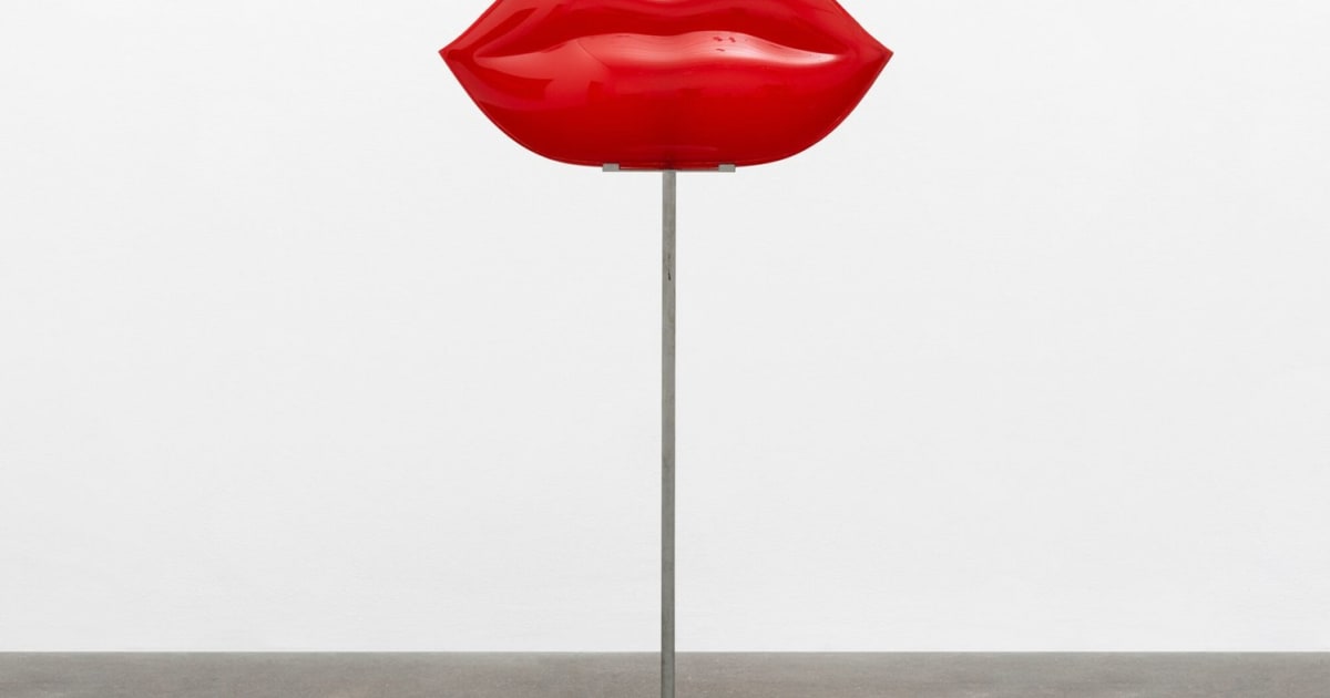 Nicola L - Biography | Robert Fontaine Gallery