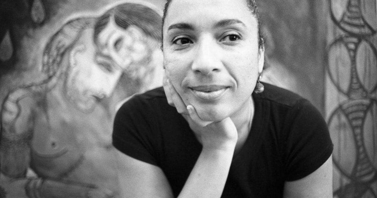 Manuela Sambo - Biography | ARTCO Gallery