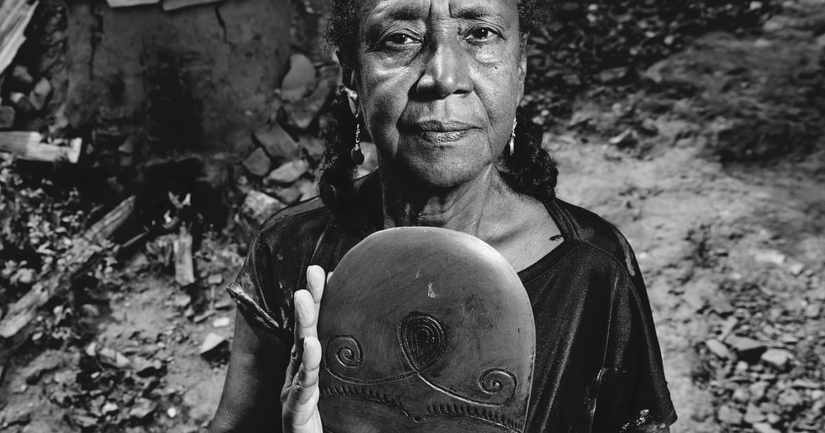 Maria Lira - Biography | Gomide&Co