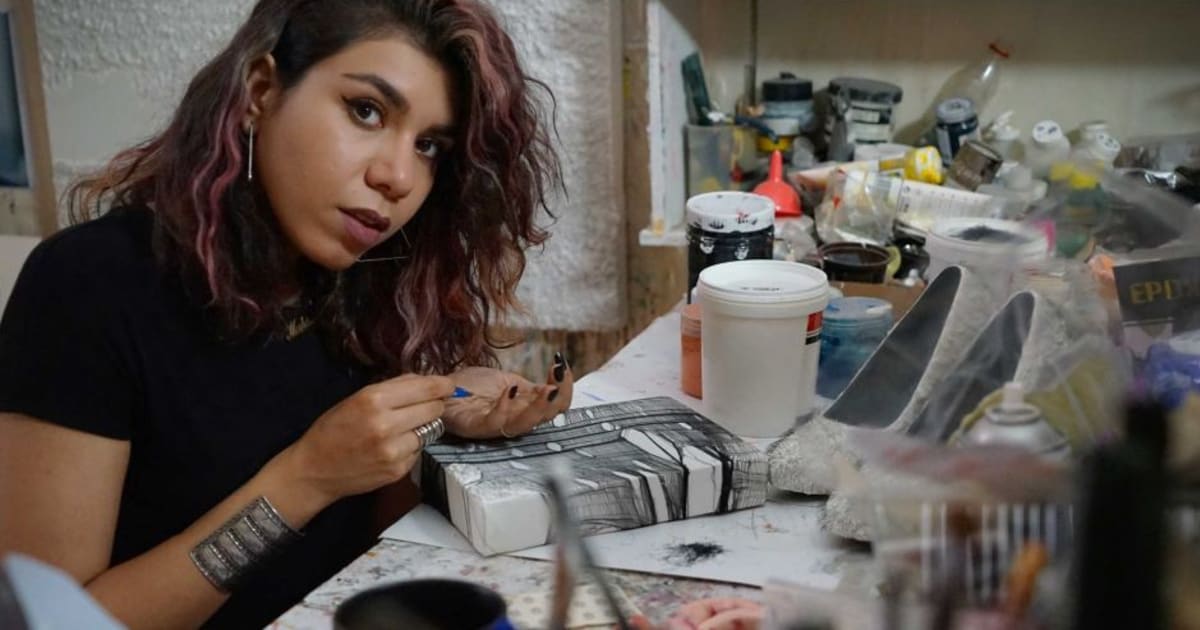 Mahsa Merci - Biography | Woaw Gallery