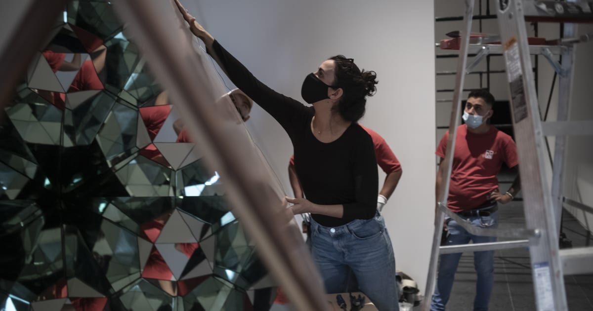 Julia Carrillo - Overview | Galería Elvira Moreno