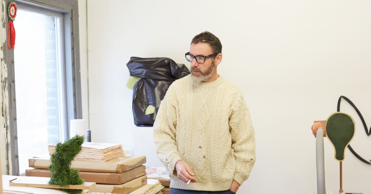 Simon English | Alma Pearl