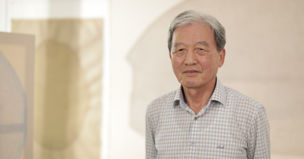 Kim Hong Joo - Biography | Johyun Gallery