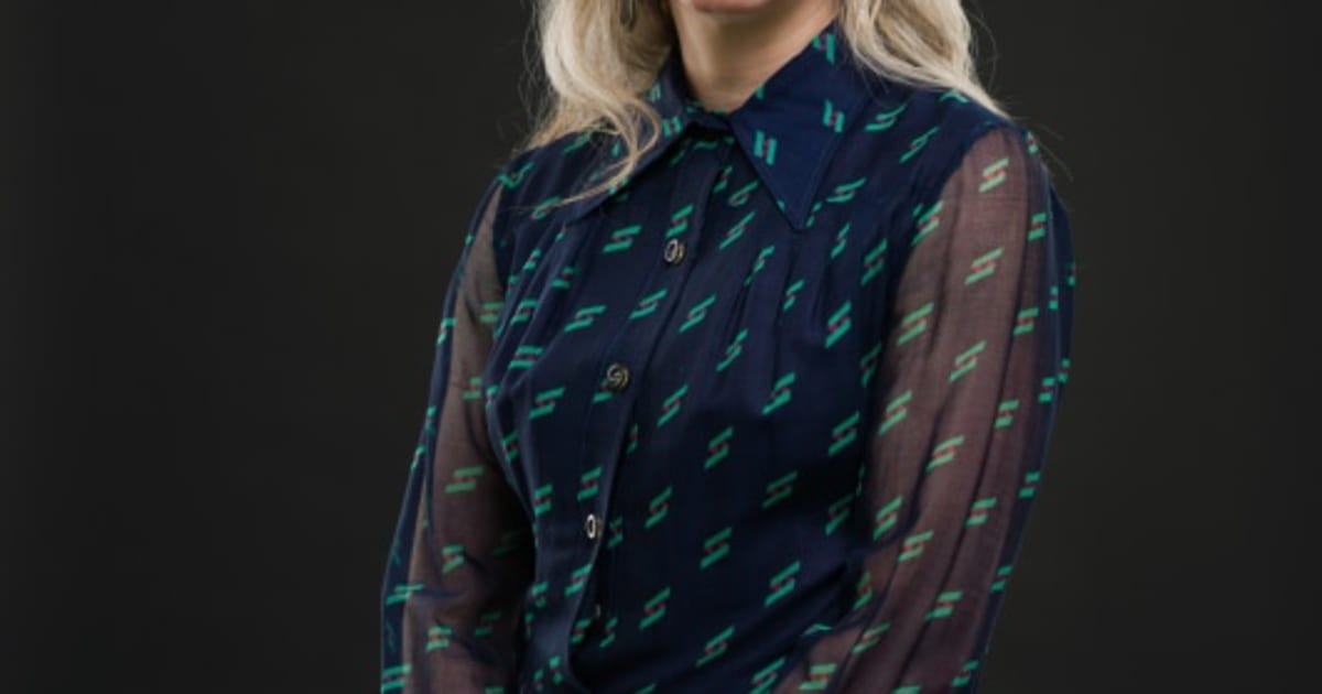 Elizabeth Malaska - Biography | Wilding Cran Gallery
