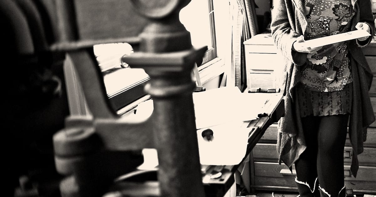 Anne Desmet - Biography | VINSONart