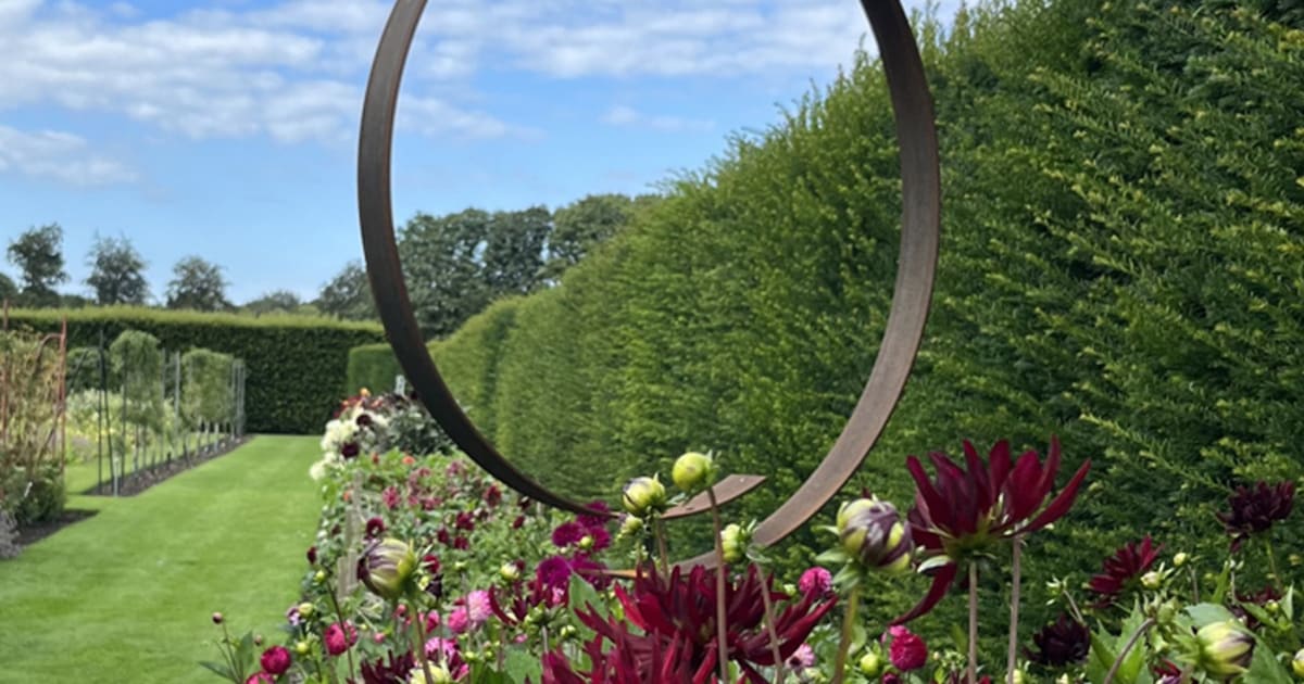 Jane Hindmarch - Works | Contemporary and Country