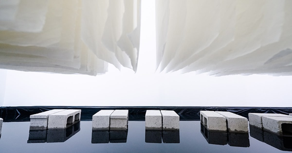 Lin Yan 林延 - Art Fairs | Leo Gallery