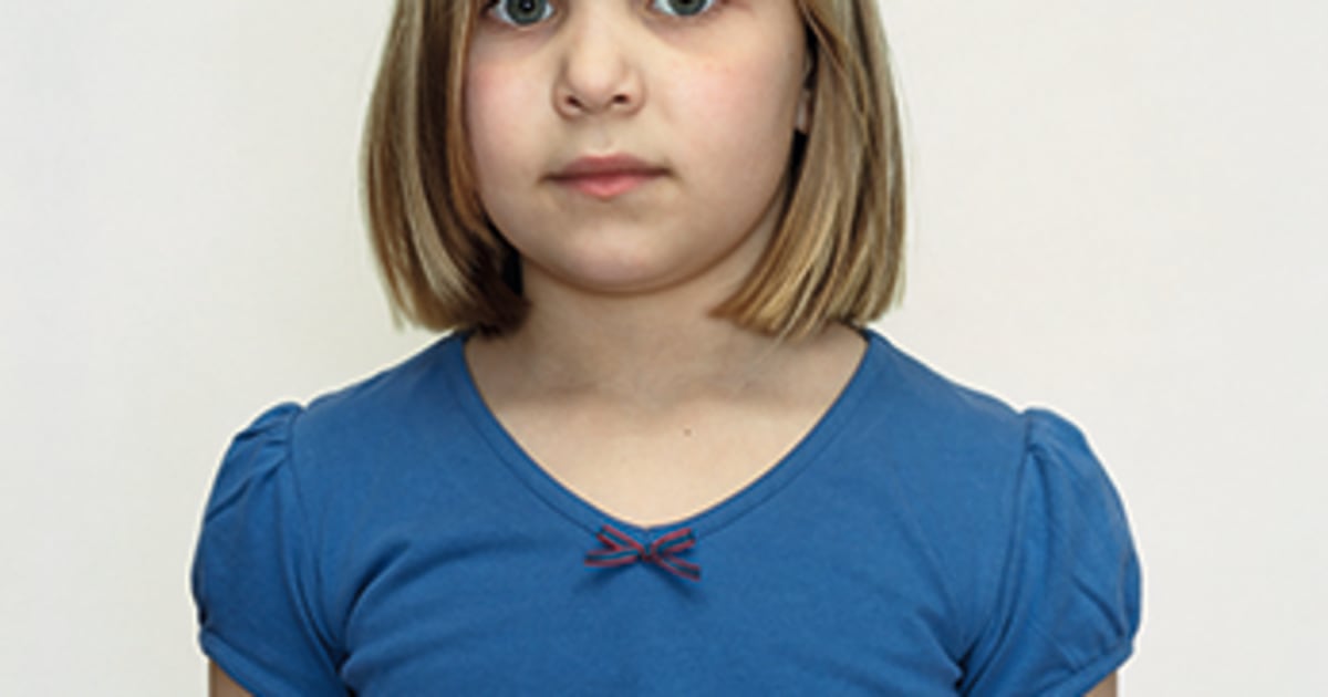 Rineke Dijkstra Emma, Lucy, Cecile (Three Sisters 2008 - 2014 ...