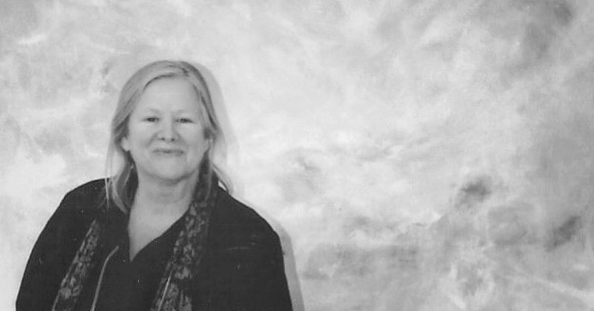 Patricia Qualls - Biography | Patricia Qualls Gallery