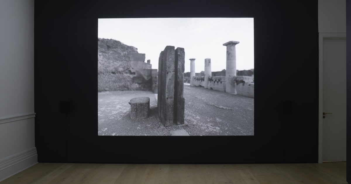 Victor BURGIN | 31 August - 29 September 2018 | Richard Saltoun