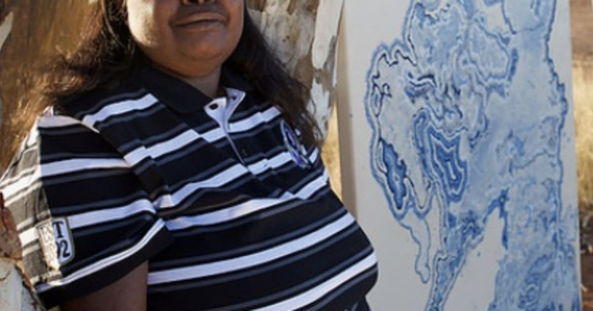 Michelle Lewis - Biography | Short St Gallery