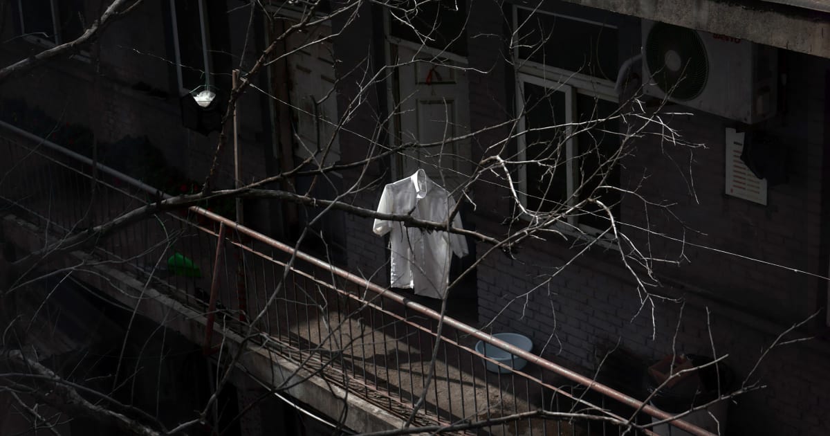 Shen Wei, Hanging Shirt, 2015 | Flowers Gallery