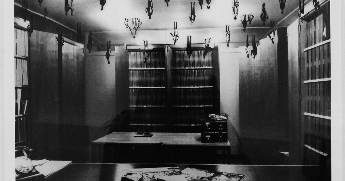 José Damasceno - Biography | Currell Collection