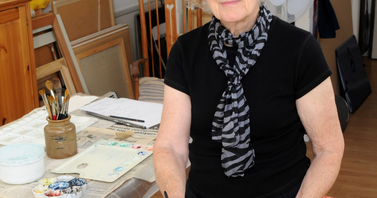 June Berry - Biography | Royal Watercolour Society