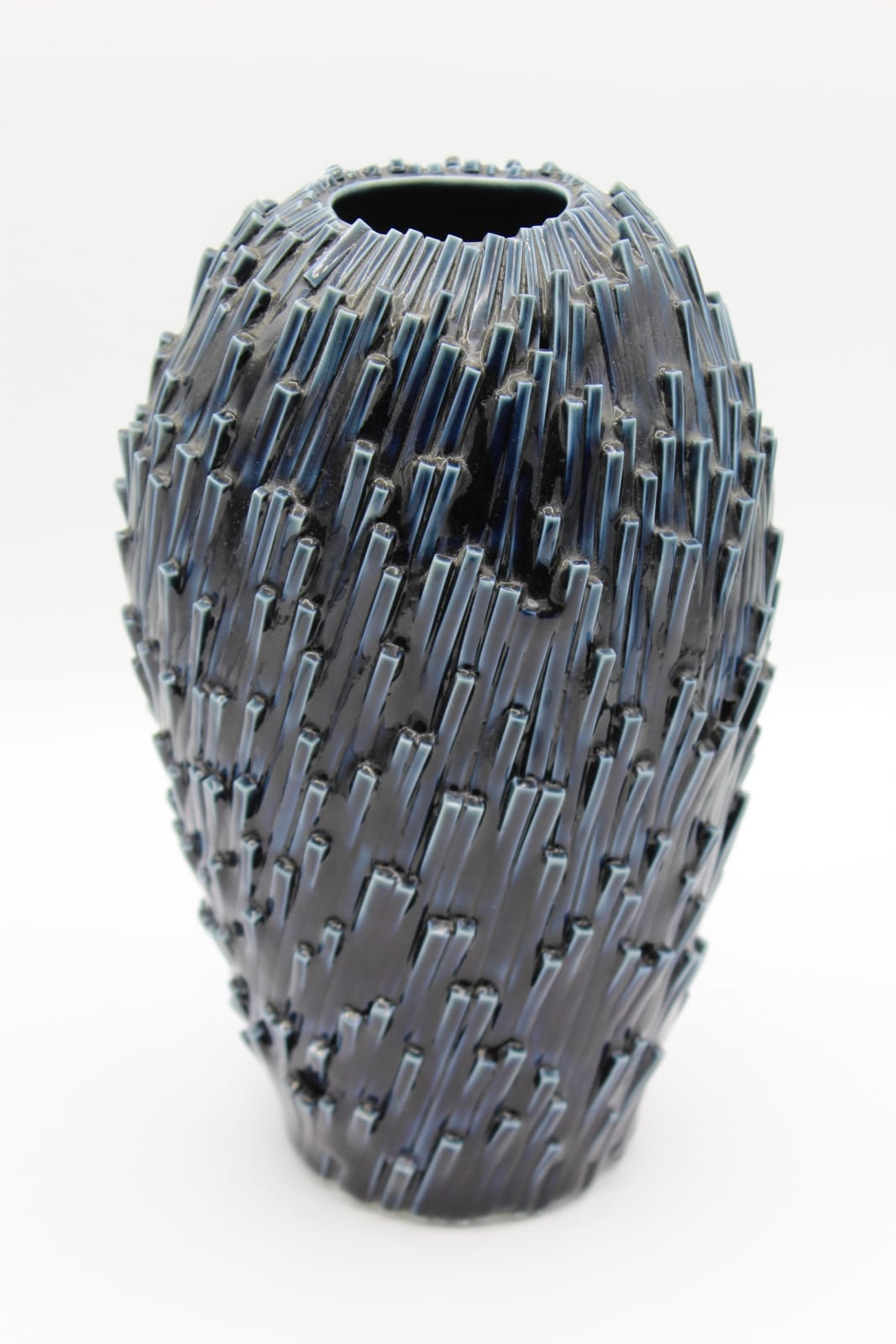 Jonathan Wade, Dark Oval Textured Vessel, 2016 | Contemporary Applied Arts