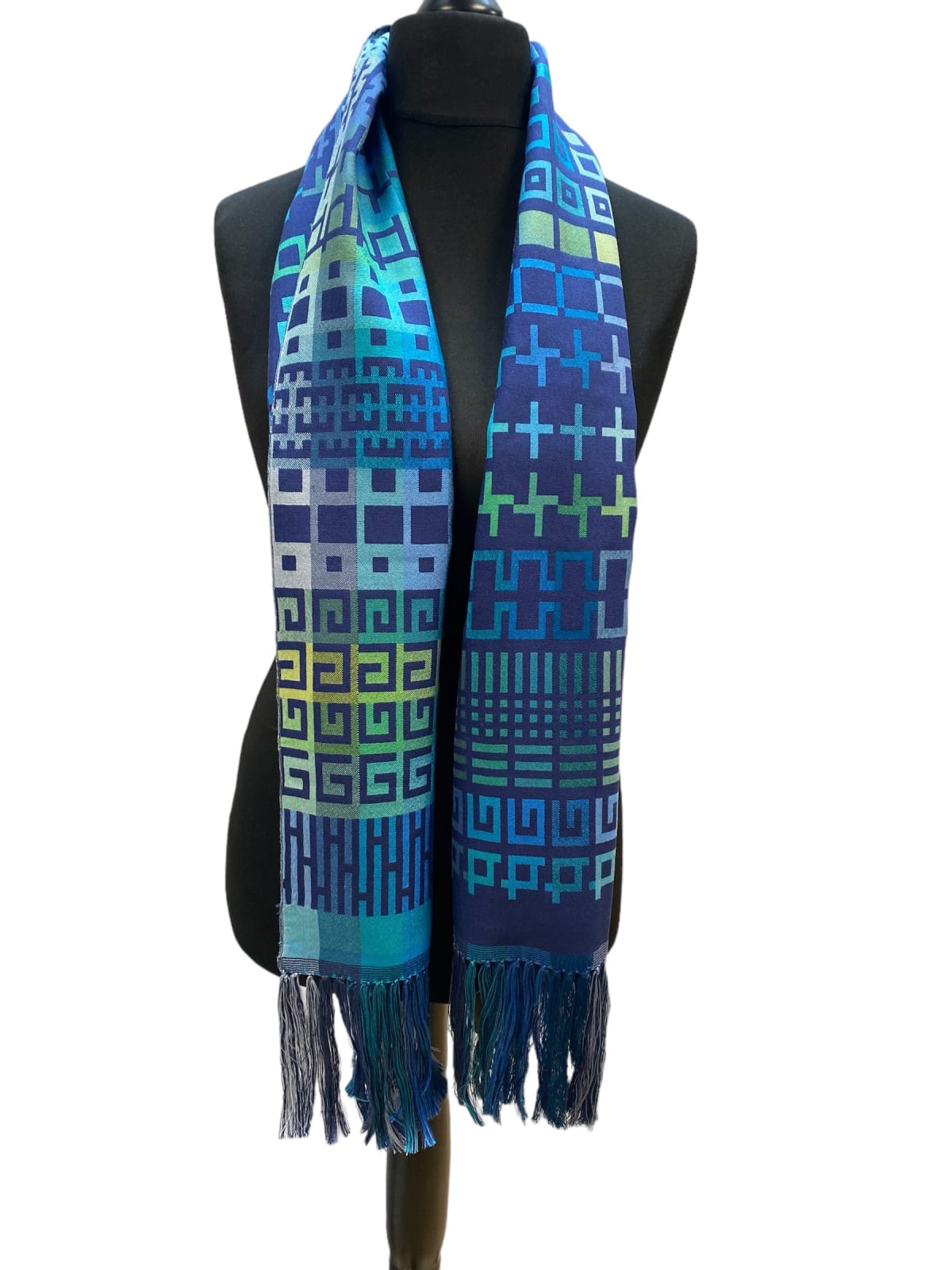 Jennifer Shellard, Mambo Scarf, 2024 | Contemporary Applied Arts