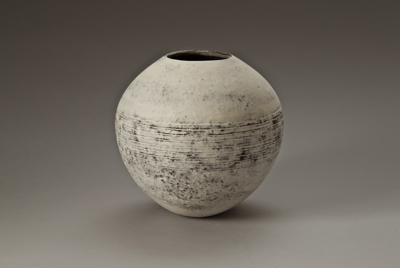 Gabriele Koch, Small Saturn, 2022 | Contemporary Applied Arts