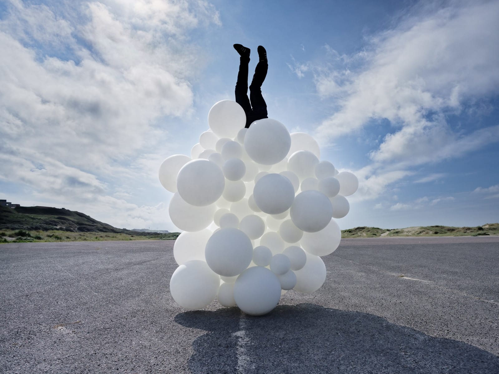 Charles Petillon, De Haut en Bas (large), 2024 | DANYSZ