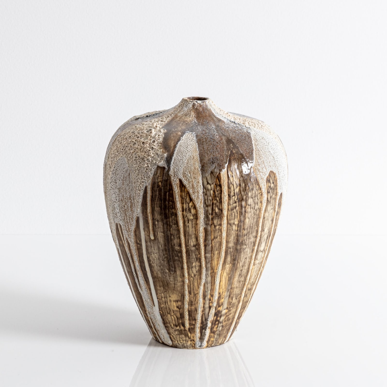 Insung Yoon, Moon Jar n. 9 | Studio Tashtego