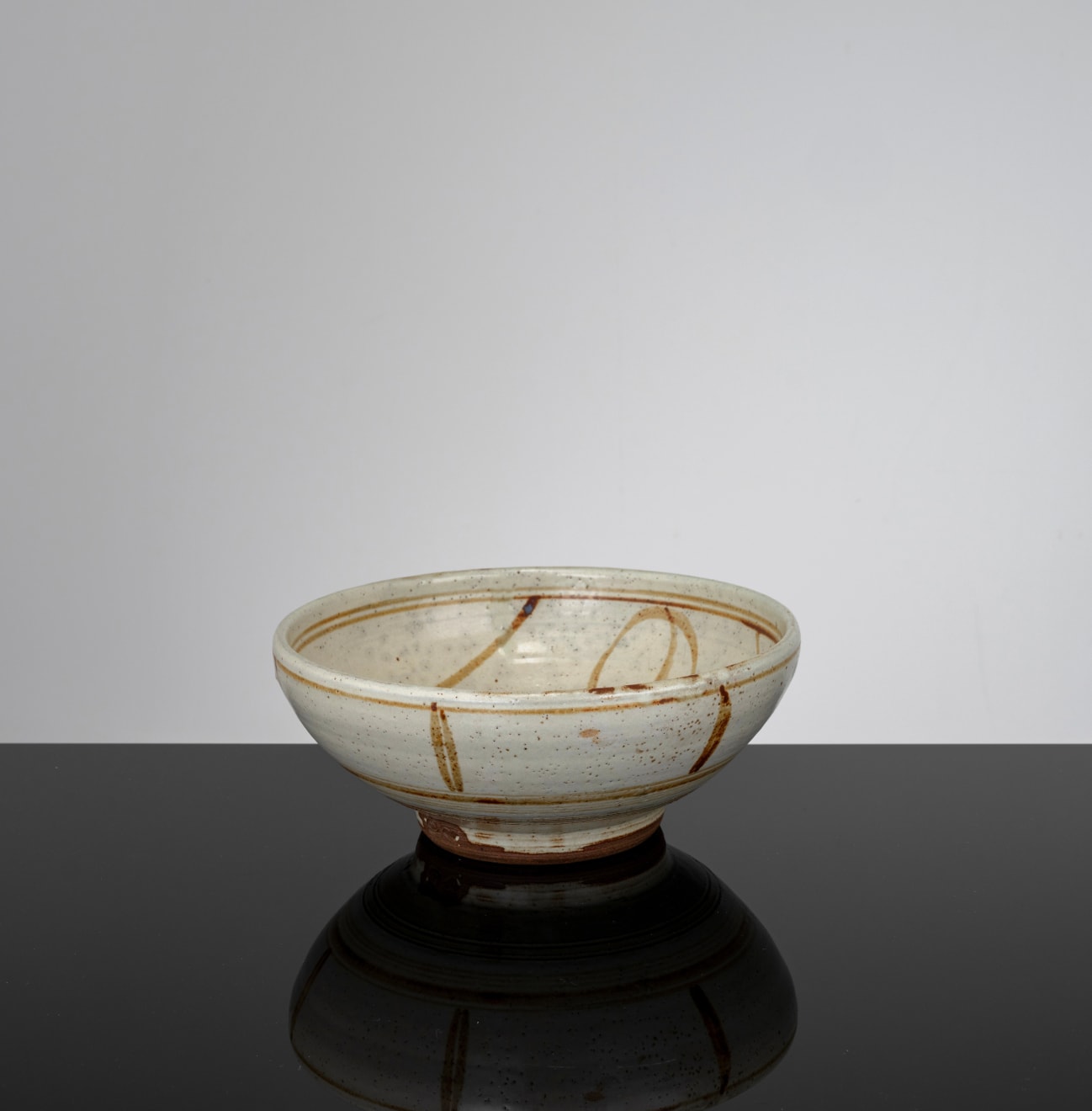Michael Cardew, Footed Bowl, c. 1960 | Oxford Ceramics Gallery