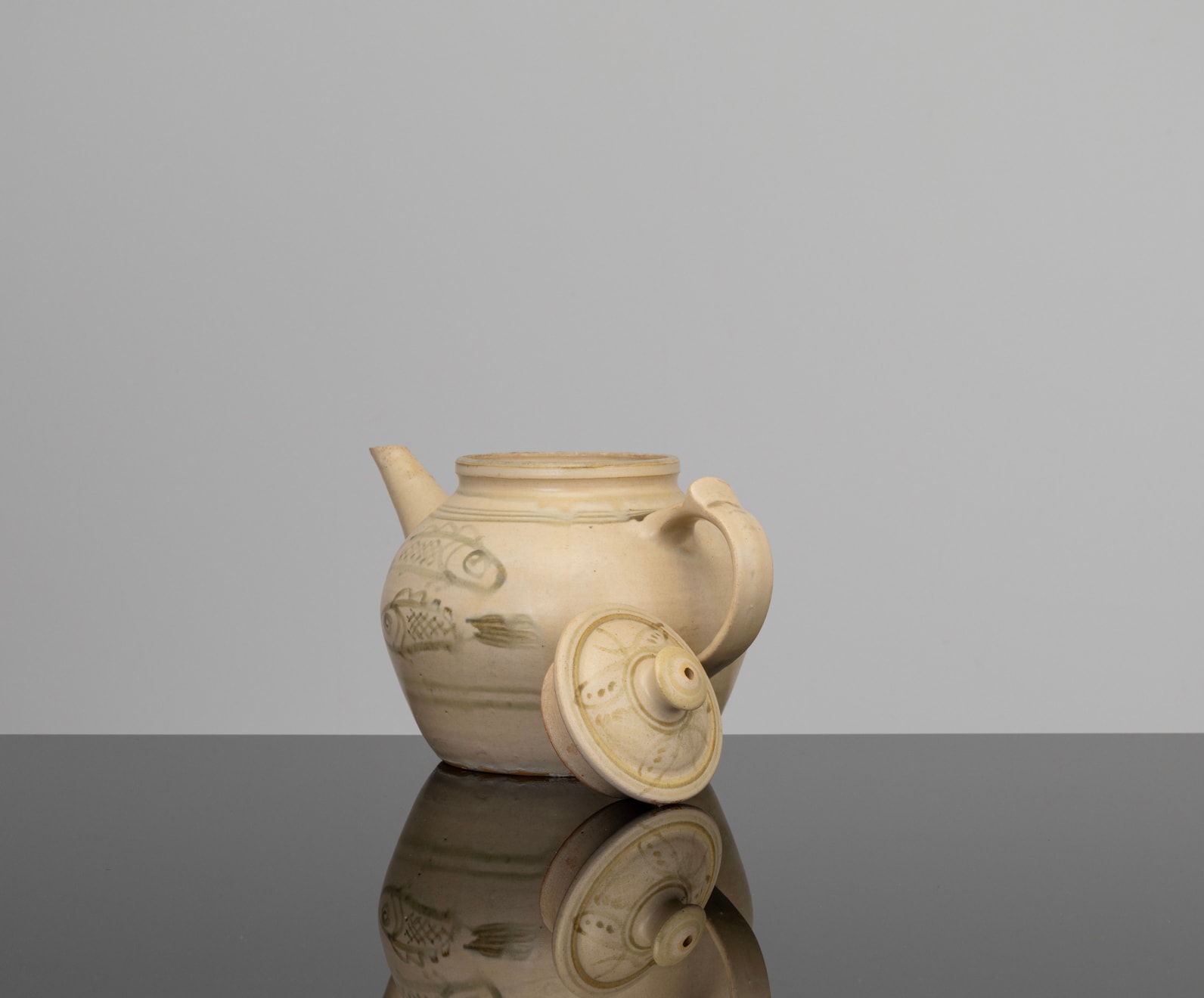 Michael Cardew, Rare Kingwood Teapot, 1948 | Oxford Ceramics Gallery