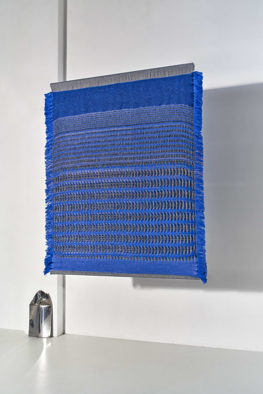 Mae Engelgeer, Dazzling Blue Class panel | Rademakers Gallery