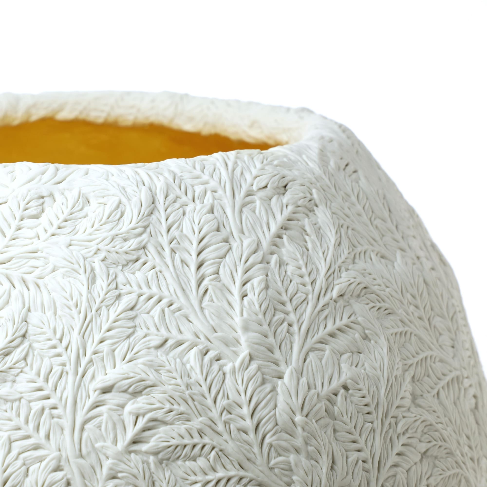 Hitomi Hosono, A Very Large Feather Leaves Bowl, 2019 | Adrian Sassoon