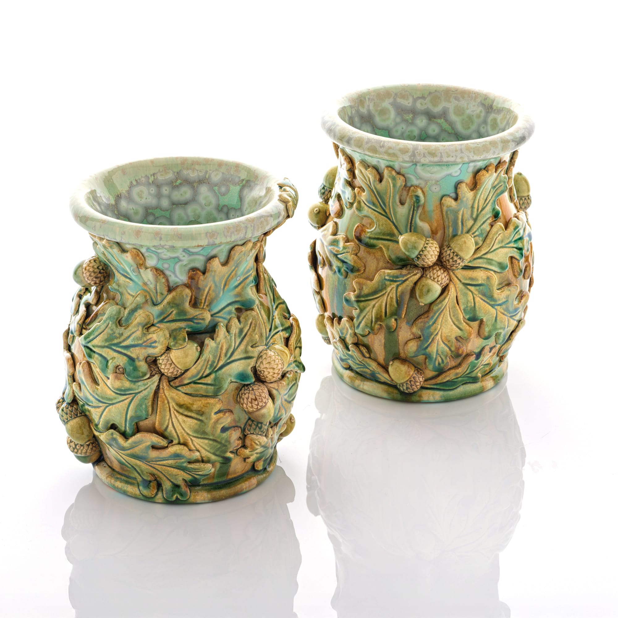 Kate Malone, Acorn Pot, 2025 | Adrian Sassoon