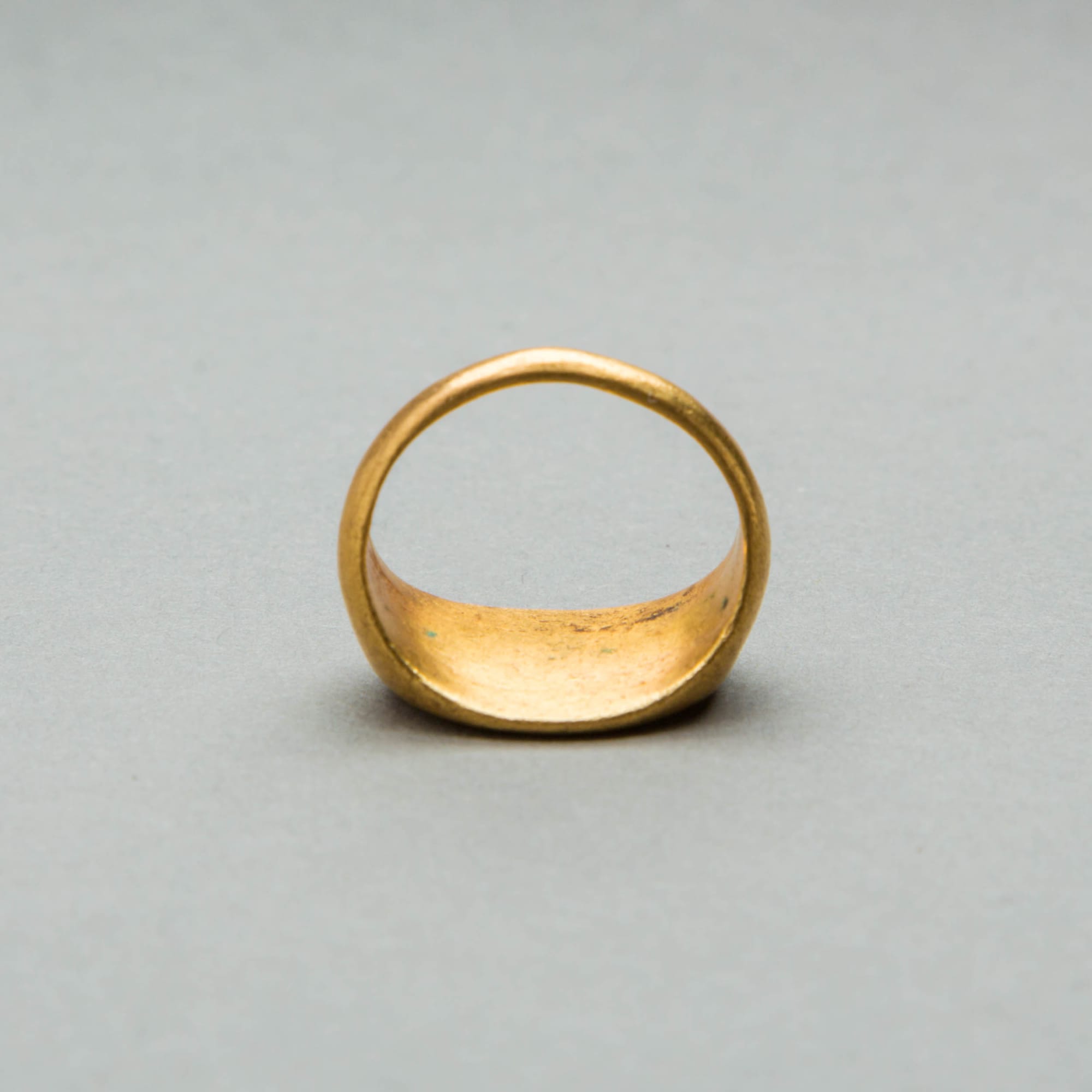 Gold Seal Ring Featuring Romulus and Remus, 17th Century CE - 19th ...