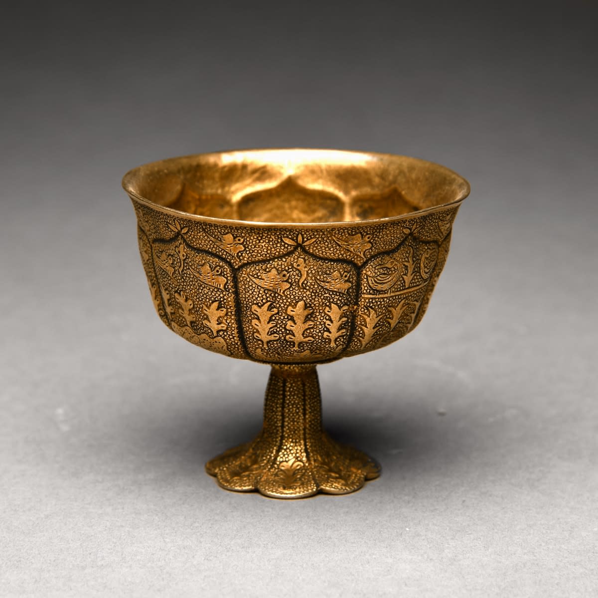 Tang Dynasty Gold Wine Cup, 618 CE - 906 CE | Barakat Gallery