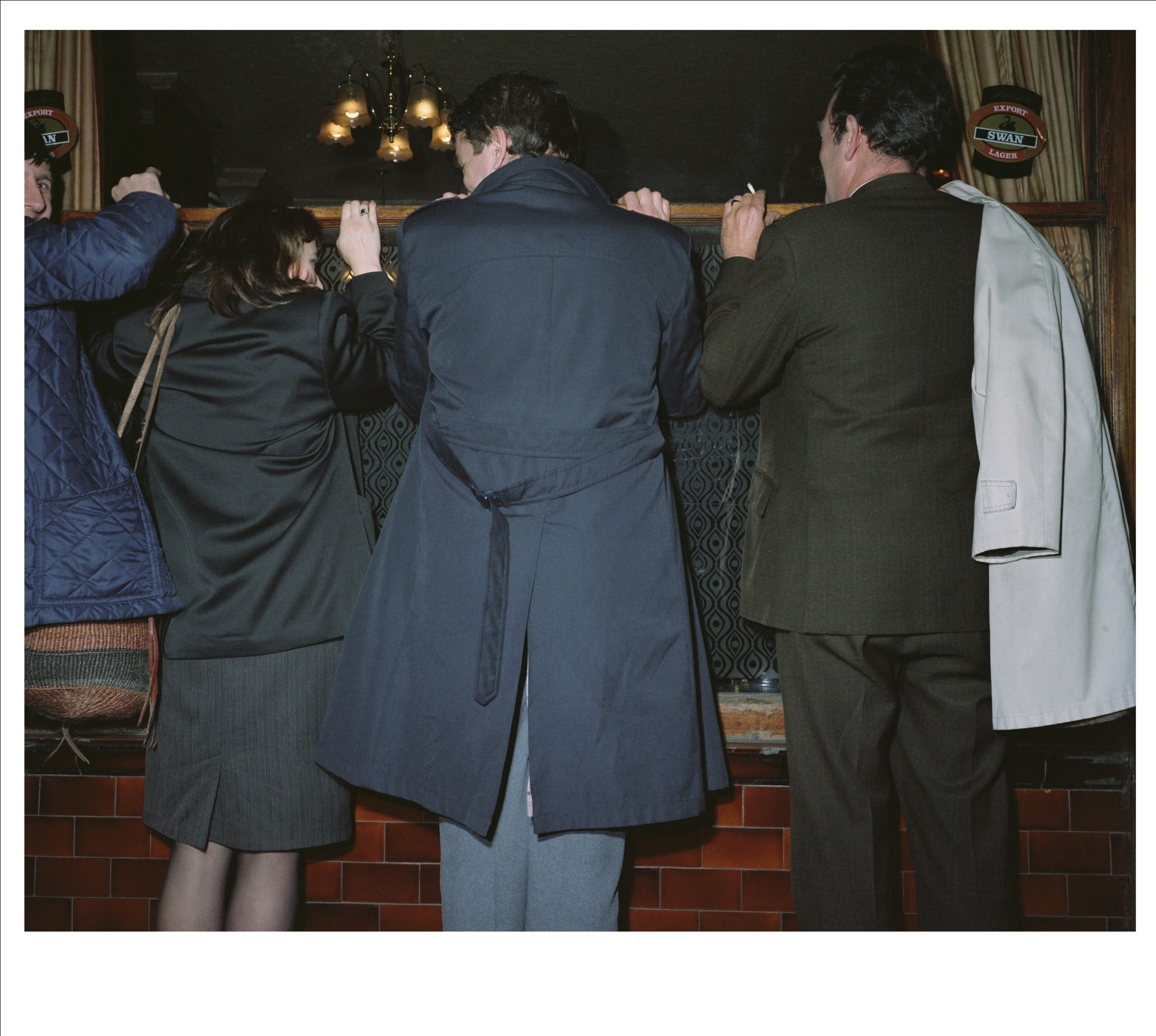 Anna Fox, Work Stations, Public House, the City (31), 1988 | The Hyman ...
