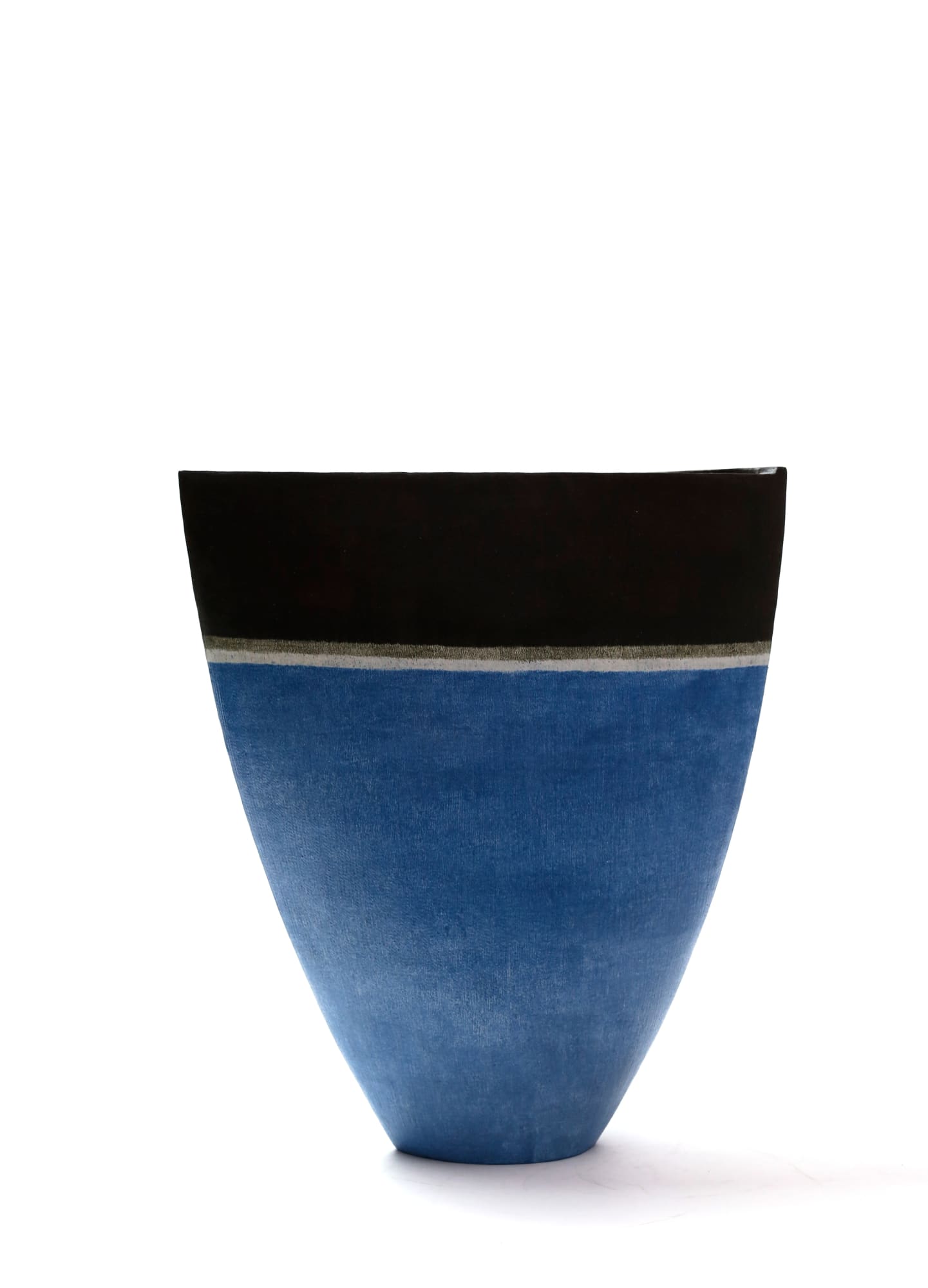 Mitsukuni Misaki, Blue Color-Glazed Mud Vessel - 彩釉泥器, 2017 | Ippodo ...