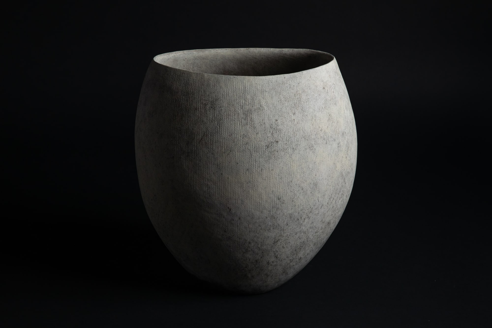 Mitsukuni Misaki Color Glazed Mud Vessel V 彩泥器 2023 Ippodo Gallery