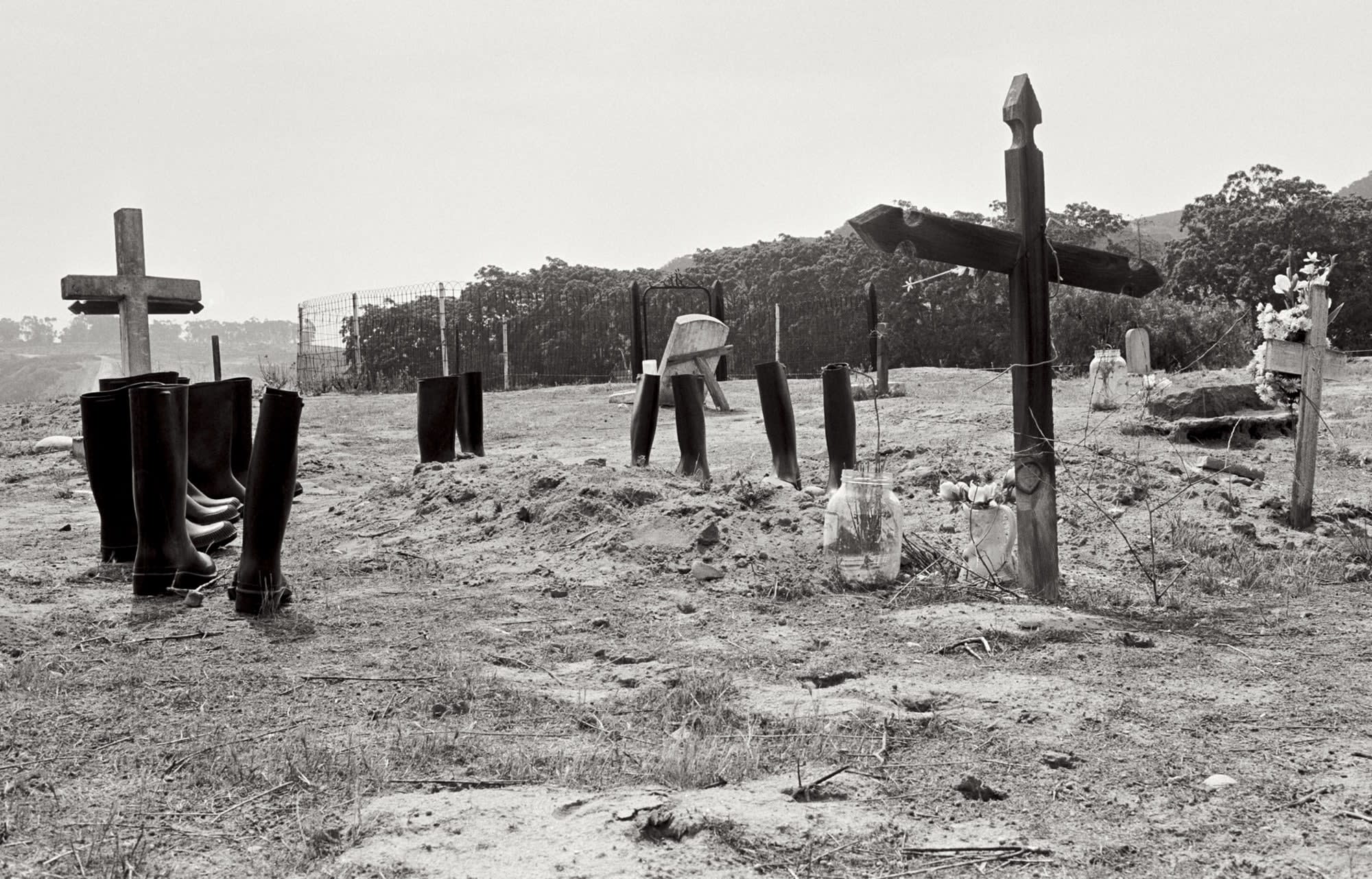 Eleanor ANTIN, 100 Boots (set of Postcards), 1971-73 | Richard Saltoun