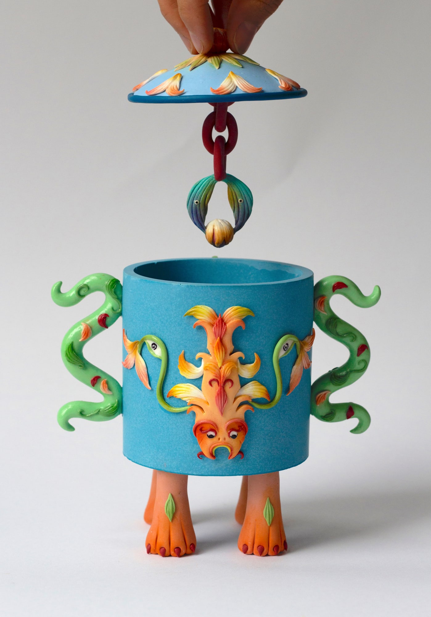 Hannah Lim, Petal Parasol Snuff Bottle, 2022 | Royal Scottish Academy