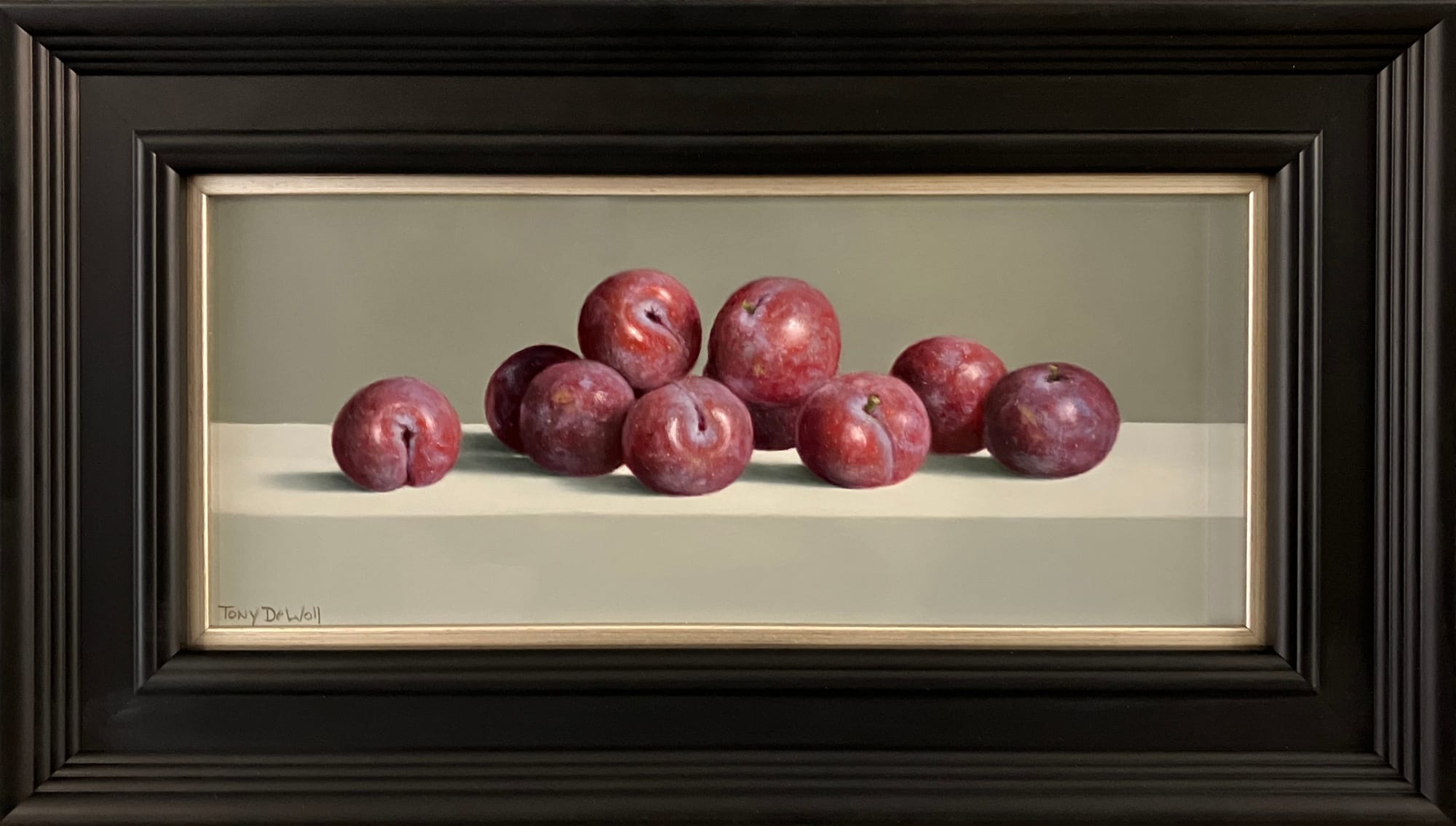 Tony de Wolf, A Pile of Plums | Thompson's Gallery