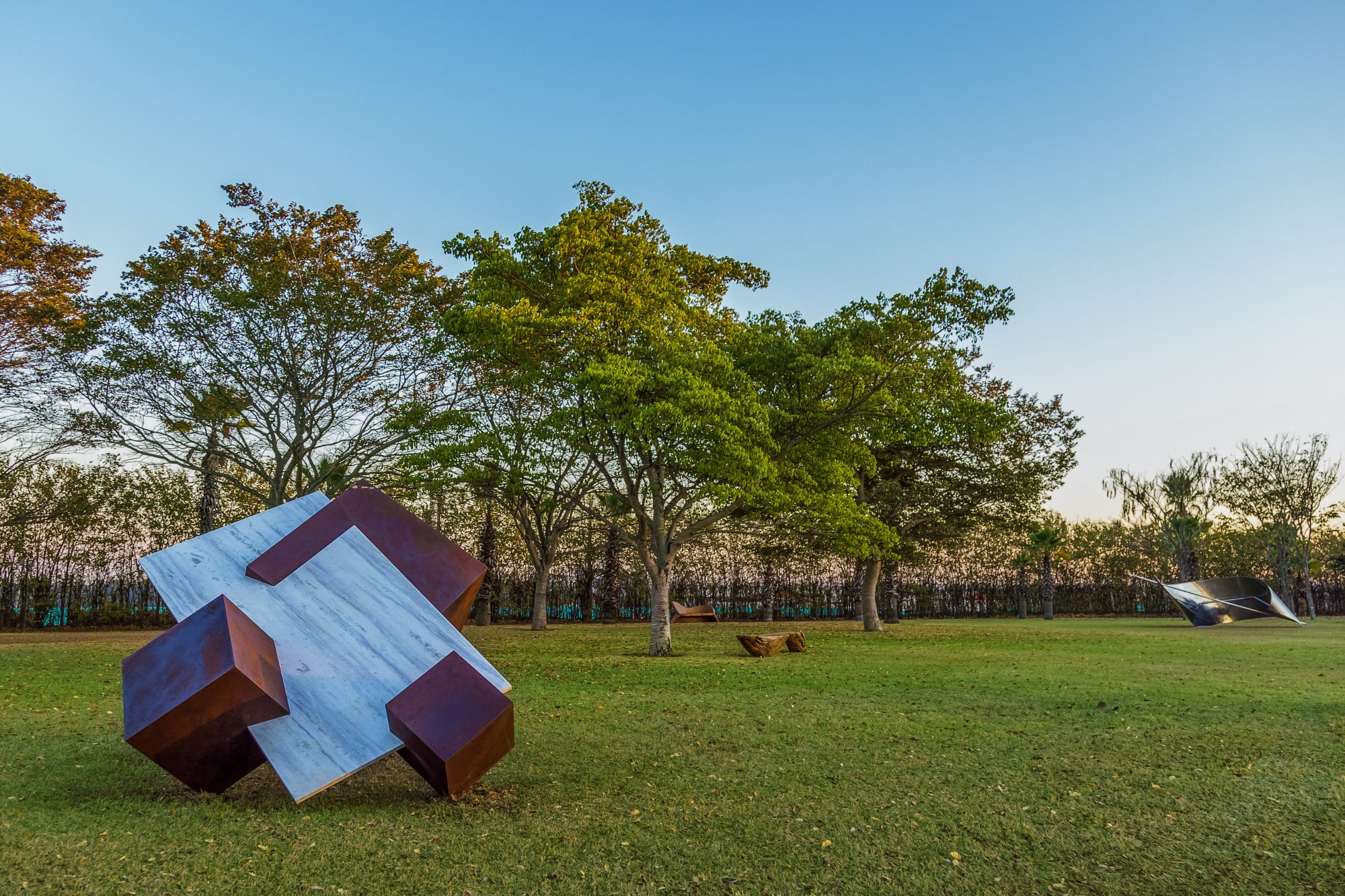 Tulio Pinto, Atlas #1, 2020 | UN SPACED