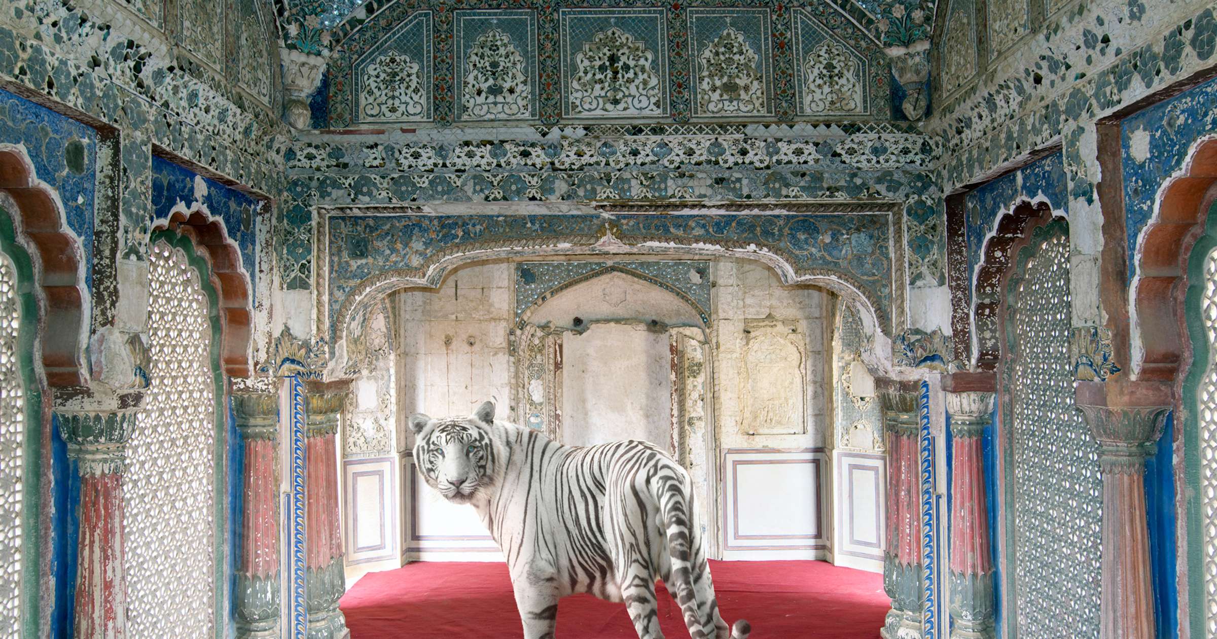 Karen Knorr, The Divine Heritage of the Yadavas, Sheesh Mahal, Karauli ...