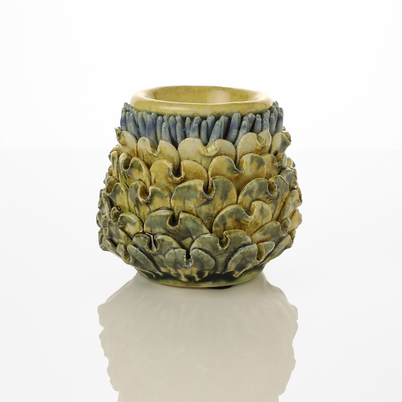 Kate Malone, Mini Artichoke, 2023 | Adrian Sassoon