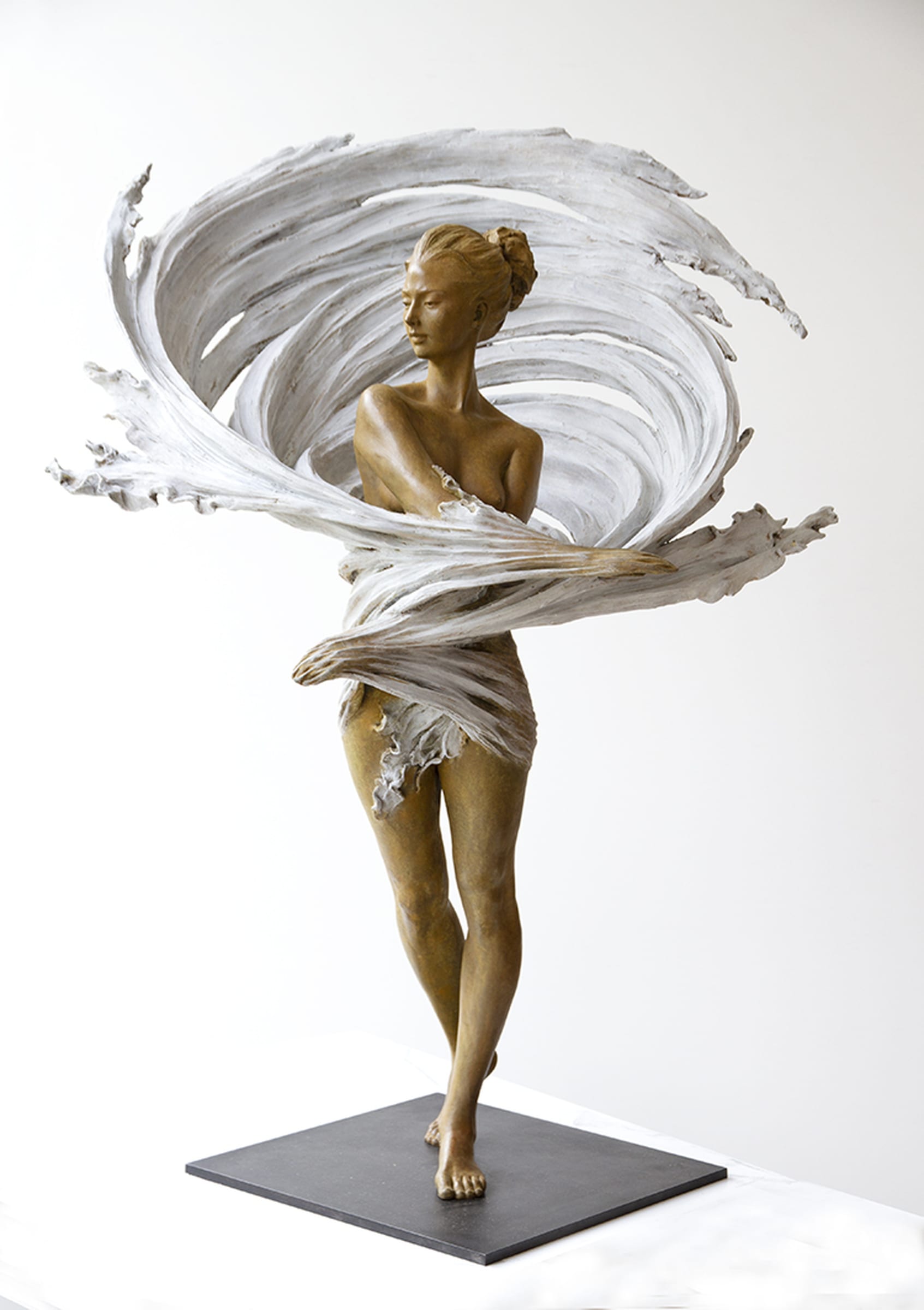 LUO LI RONG, REBELLION | Horus Gallery