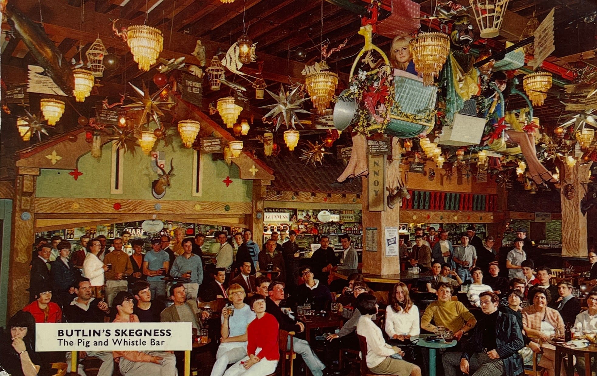 John Hinde Studio, Butlin's Skegness: The Pig and Whistle Bar, 1972 ...