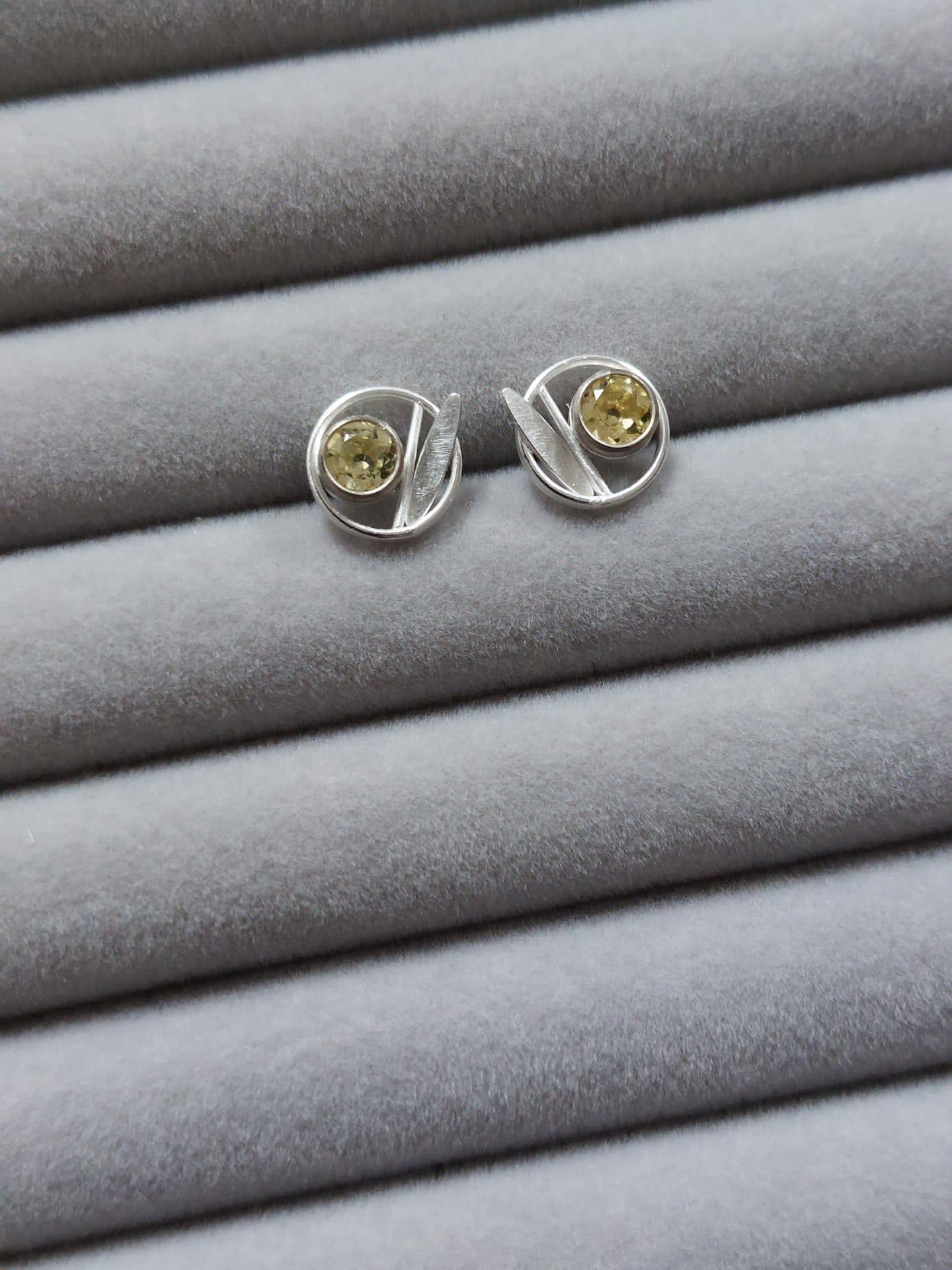 Emily Collins, Forest Floor Frame Earstuds, 2024 | Contemporary Applied ...