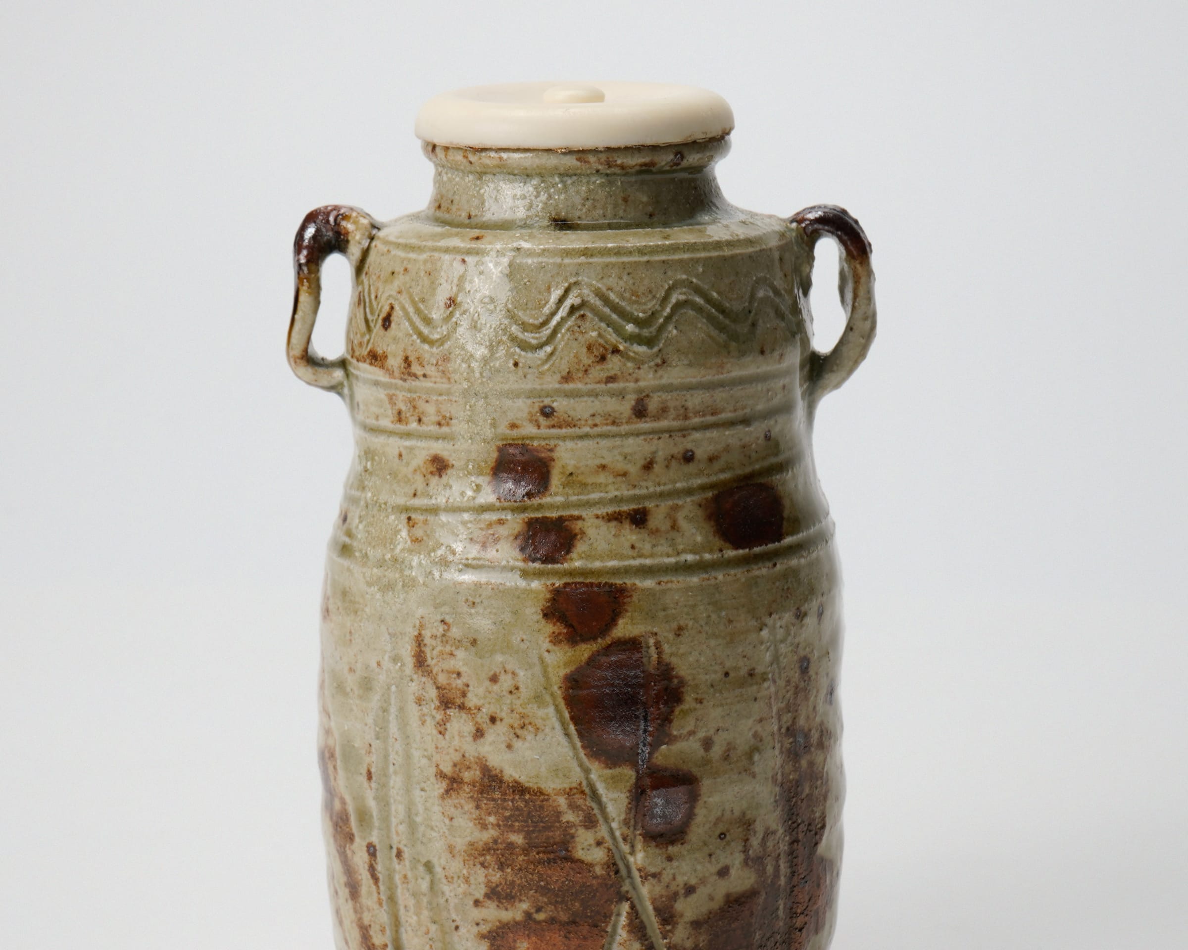 Kato Yaemon 加藤弥右衛門, Iga tea caddy | Dai Ichi Arts | Japanese Modern Art