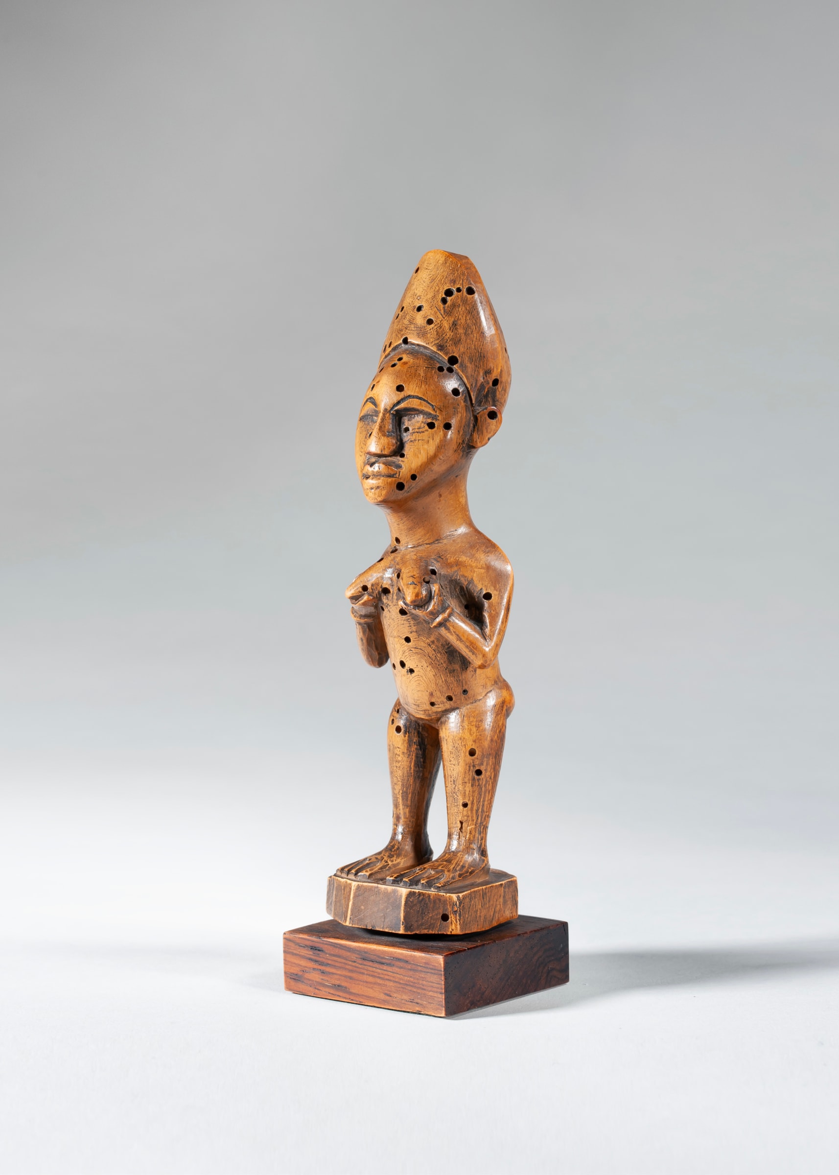 Anonymous Yombe artist, Figure | Duende Art Projects
