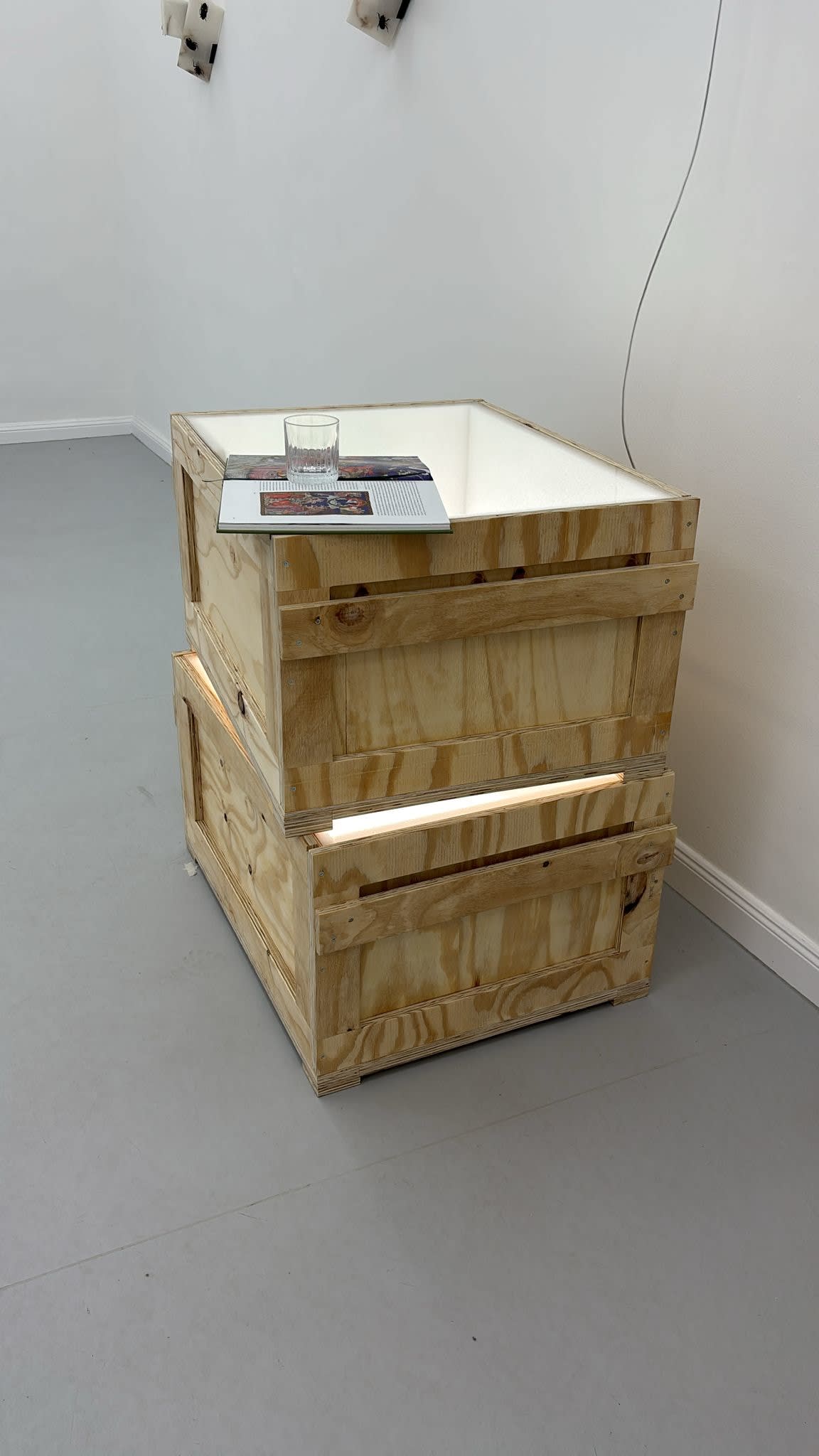 Maria Loboda, Vasemania / Urn Burial, 2025 | Galerie Thomas Schulte