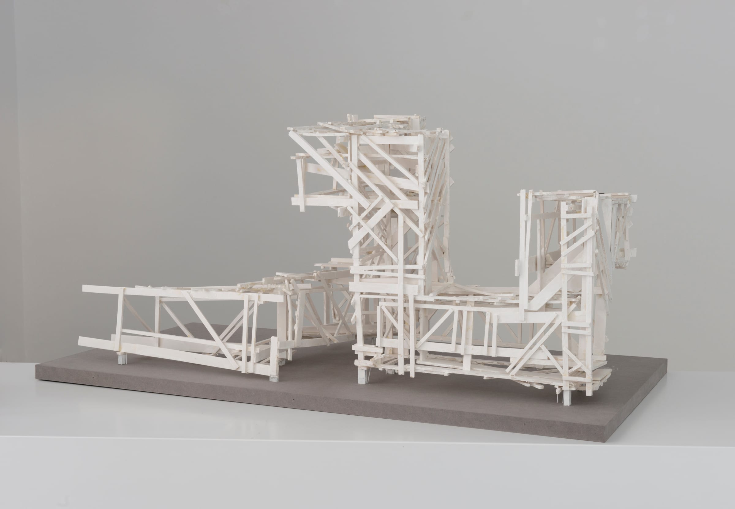 Helmuth Gsöllpointner. Variable Objekte und Stabräume | 15 Mai - 12 ...